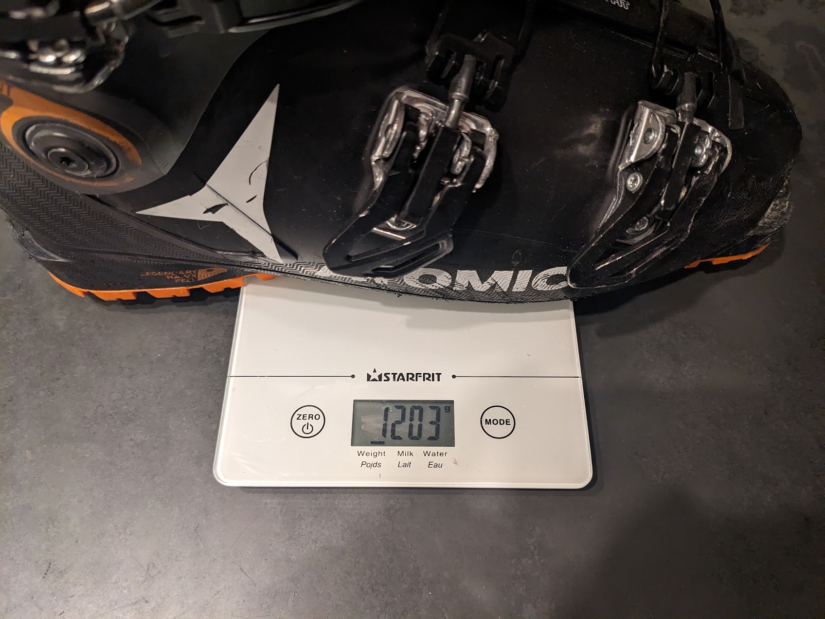 Atomic Hawx 130 Ultra XTD Ski Boot - Old vs. New Comparison ...